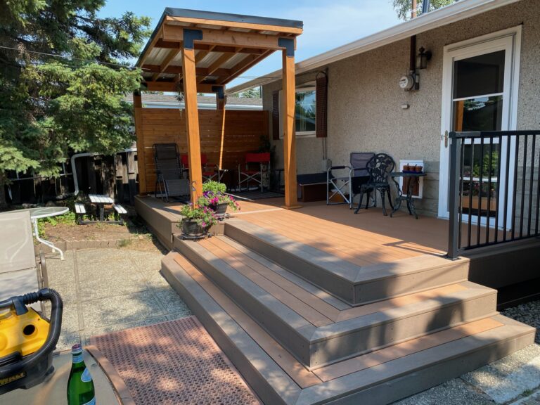 Fiberon Bungalow, with custom built Cedar Privacy Screen, Welded ...